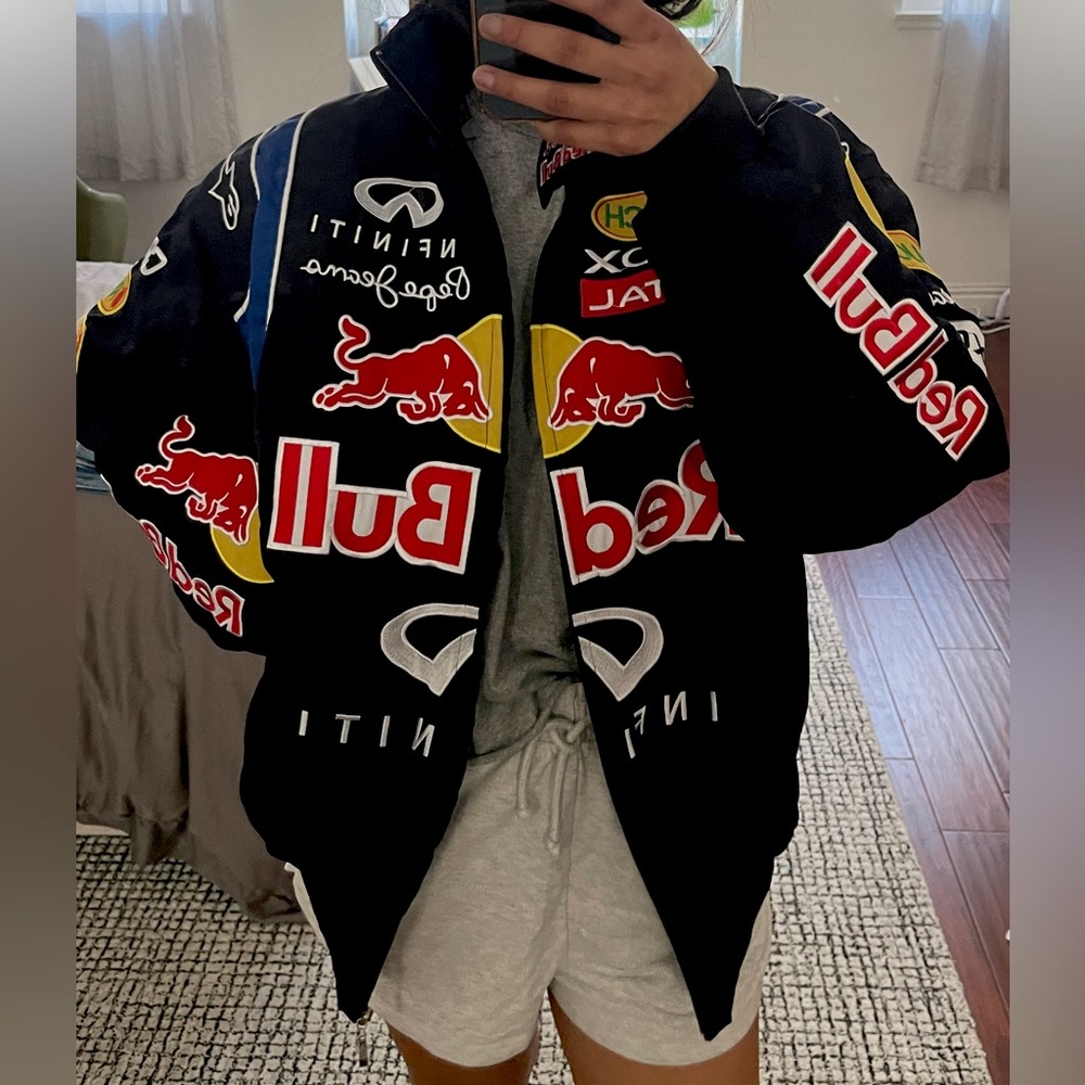 Vintage Red Bull Jacket - F1 Streetwear Jacket - Gem
